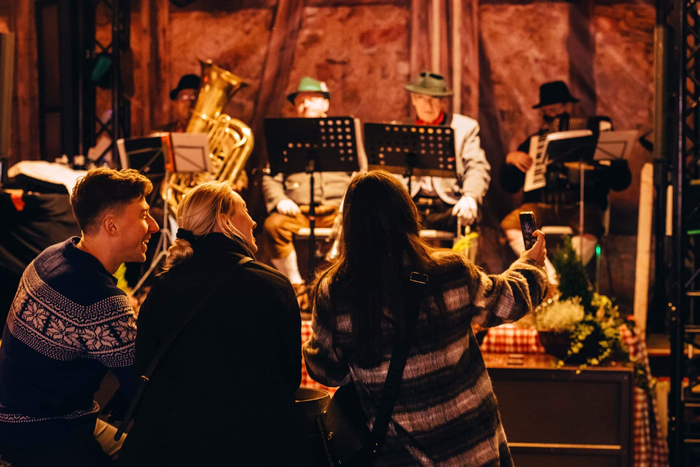 Live Music Line-up – Winter Wonderland